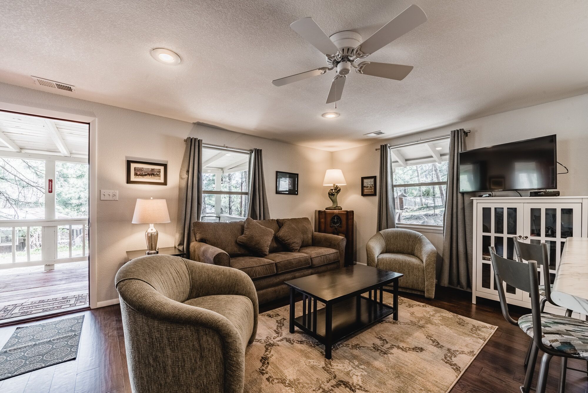 Miles Hacienda | Walk To Town • 2br Hideaway - 魯伊多索