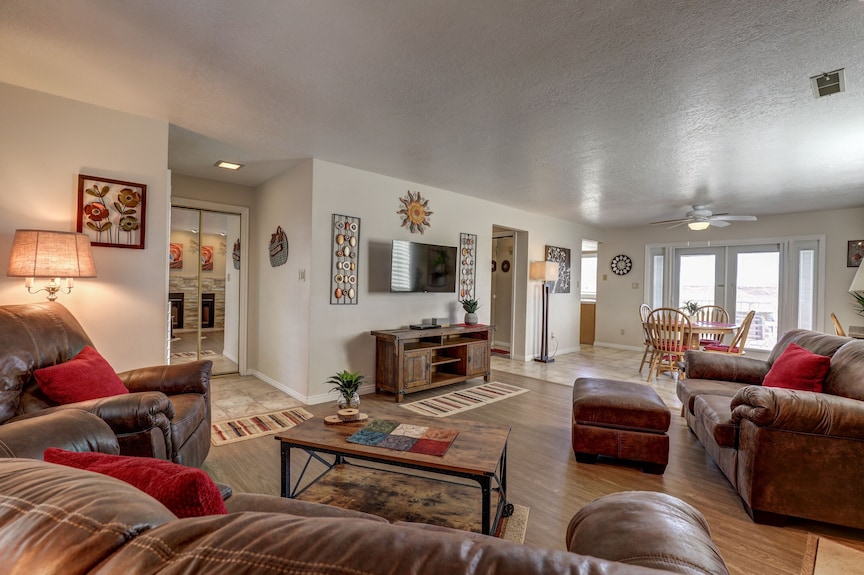 Las Palmas All Inclusive Amenity Resort | Nivel Superior | Wifi Fuerte | Gran Patio - St. George