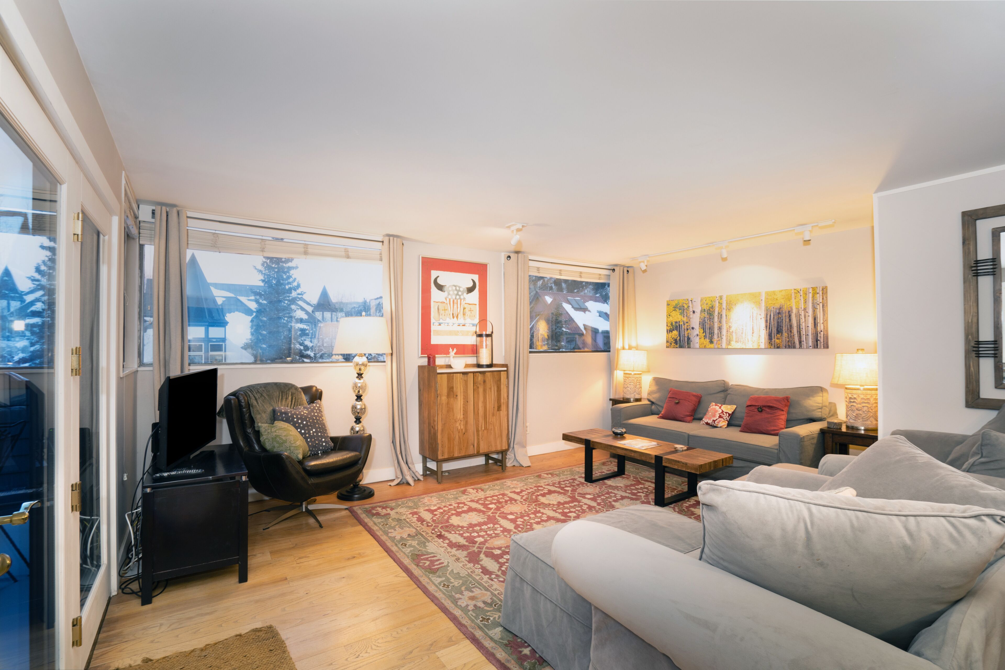 Newly Renovated Condo Close To Lift 7 And The Grocery Store. - Telluride