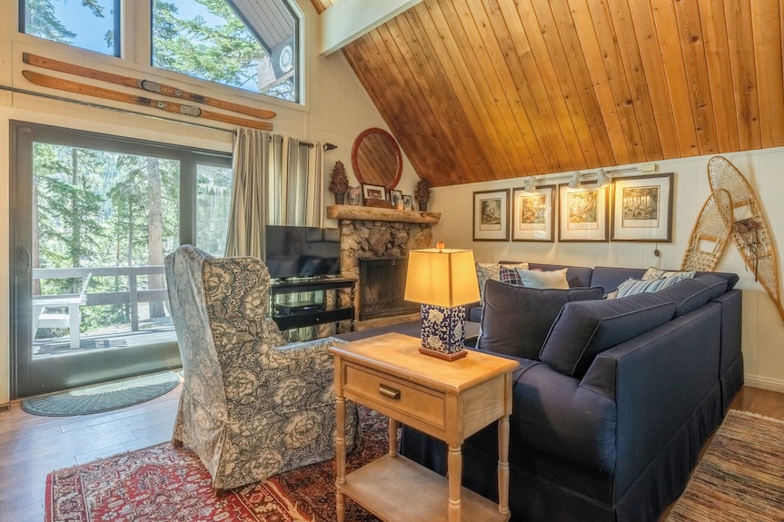 Chalet #14, Great Family Chalet Close The The Main - Mammoth Mountain, CA