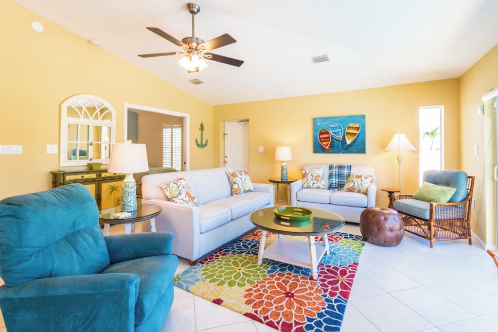 P62 - 3 Bedroom 2 Bath, Private Pool And Beach Membership - Key Colony Beach, FL