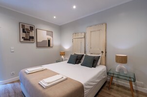 Apartamento Standard, vista para o pátio | Com decoração personalizada, com mobília individualizada 