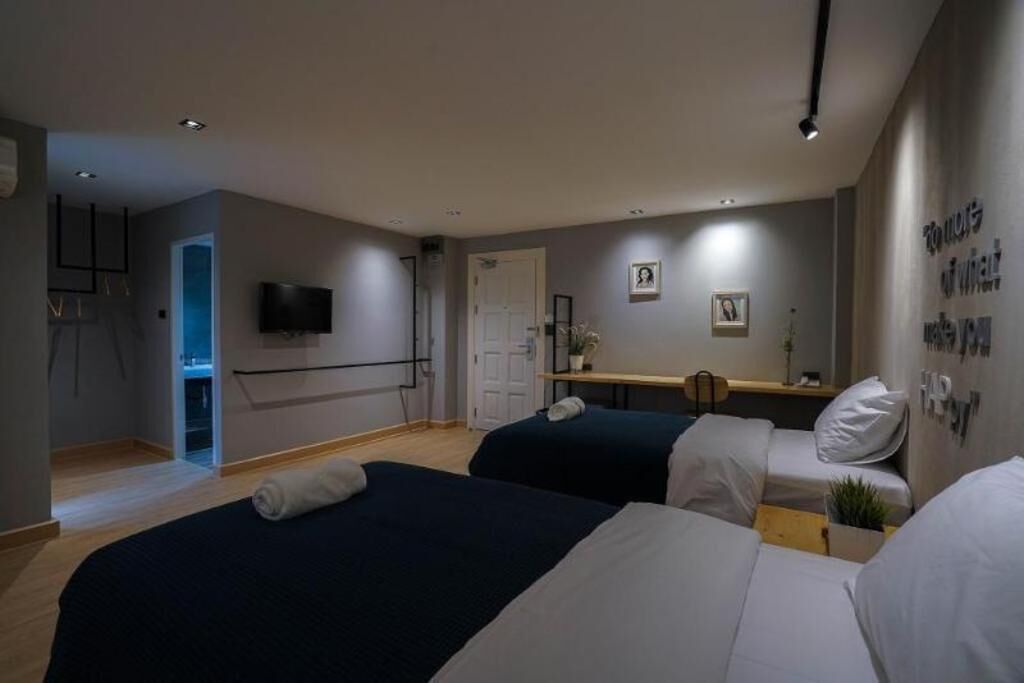 Secretária, Wi-fi grátis, roupa de cama fornecida 