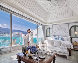 Doi Suthep Pool Suite | Roupas de cama premium, frigobar (abastecido com itens grátis)