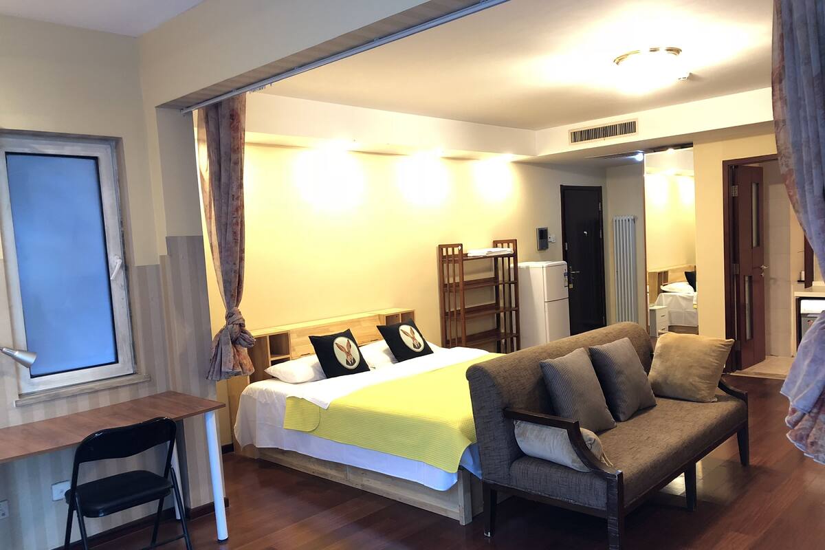 Quarto Duplo Deluxe | Secretária, cortinas/cortinados opacos, Wi-fi grátis