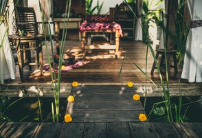 Tratamentos corporais, aromaterapia, massagens musculares profundas