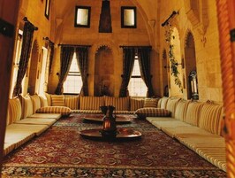 Área de estar no saguão