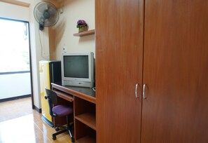 Standard Double Room with Fan | Comodidade do quarto