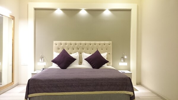 Mango Hotels Naveen - Davangere