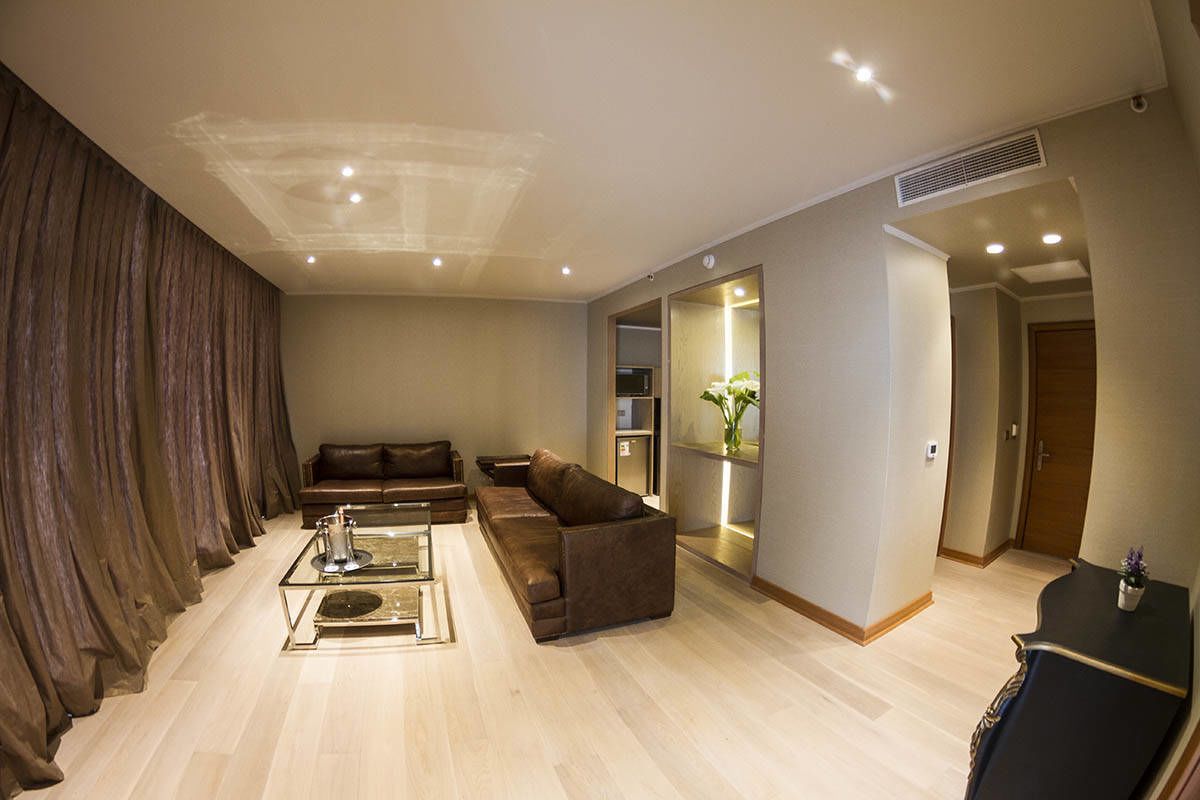 TV de tela plana 50 polegadas com canais a cabo, TV, pisos aquecidos