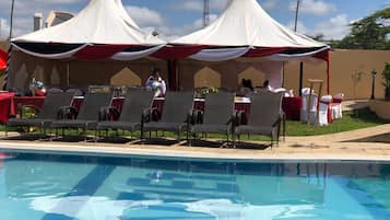 Piscina externa