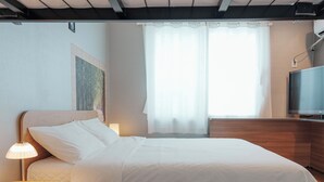 Family Room, Non Smoking, Private Bathroom (Breakfast not provided/Room Type Random Assignment)