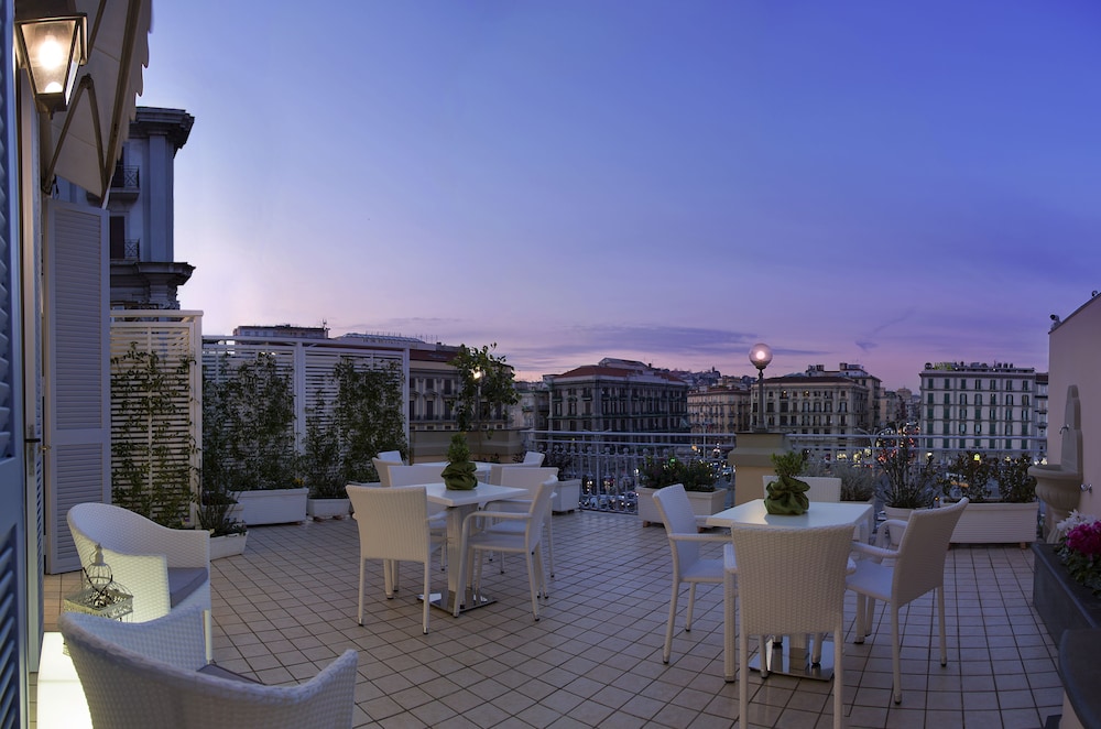 The Five Rooms Napoli - Naples