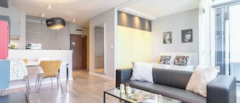 Apartamento (7) | Com decoração personalizada, com mobília individualizada