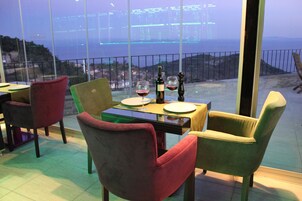 Praça de alimentação