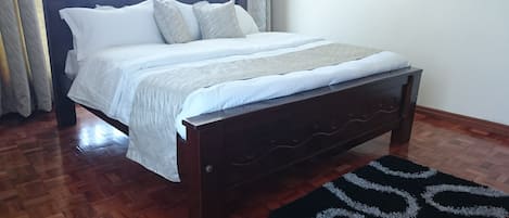 1 quarto, roupa de alta qualidade, camas de colchão viscoelástico