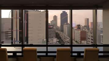 Café da manhã completo todos os dias (JPY 1760 por pessoa)