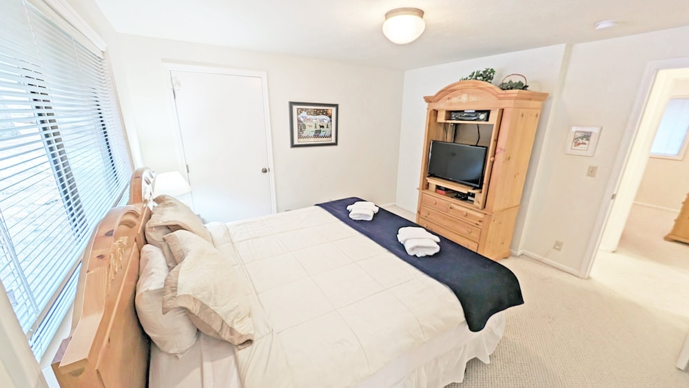 Cabin Feel Home With A/c, Private Hot Tub - Timber 12 - Oregon