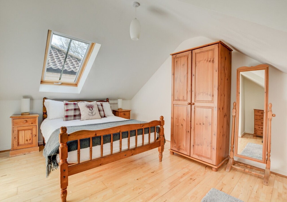 The Old Post Room - Two Bedroom House, Sleeps 5 - Wroxham