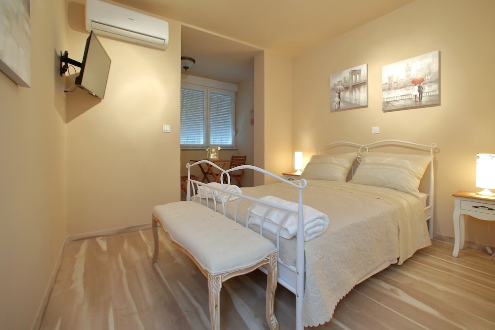 A Pocos Pasos Del Centro - Apartamento Nuevo Y Moderno Para 4 Personas - Zadar