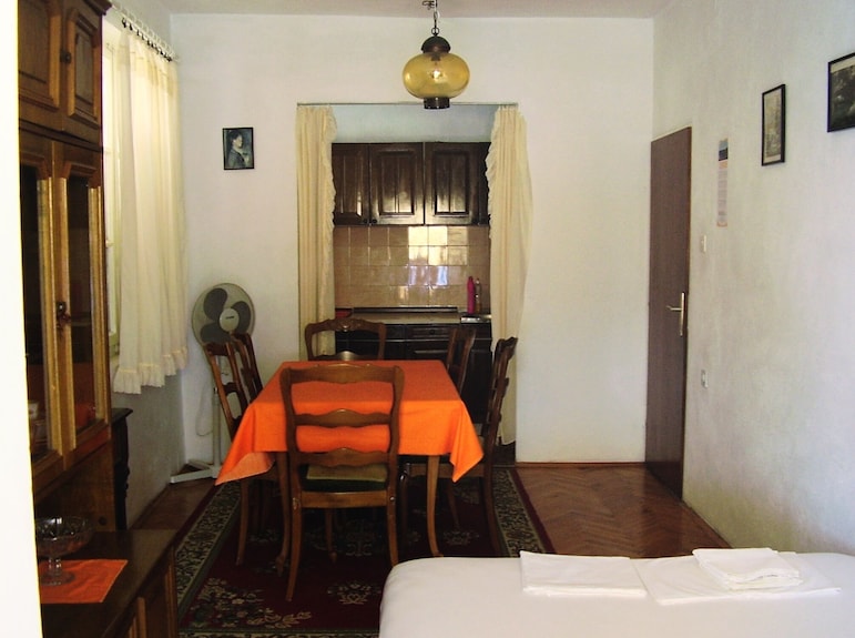 Eenkamerappartement Aan Het Strand Pisak, Omis (A-1003-a) - Brela