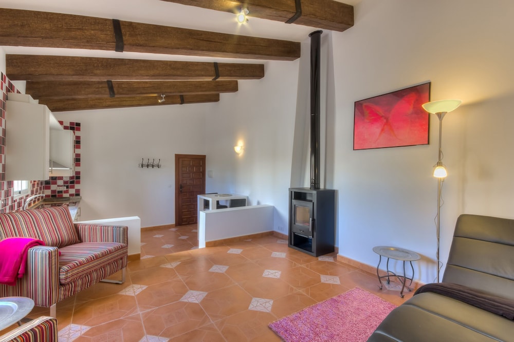 Villa Damara, Luxury Holiday Apartment Cereza, For A Relaxing Holiday! - Albox