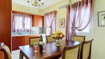 Villa (3 Bedrooms) | Interior