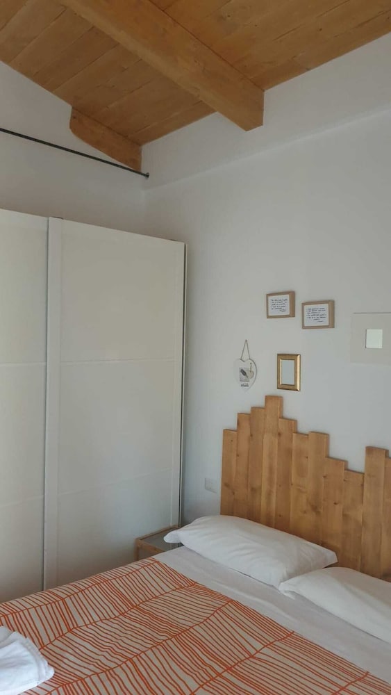 Appartamento Centralissimo, A Pochi Passi Dal Duomo E Dal Teatro, Con Balcone. - Orvieto