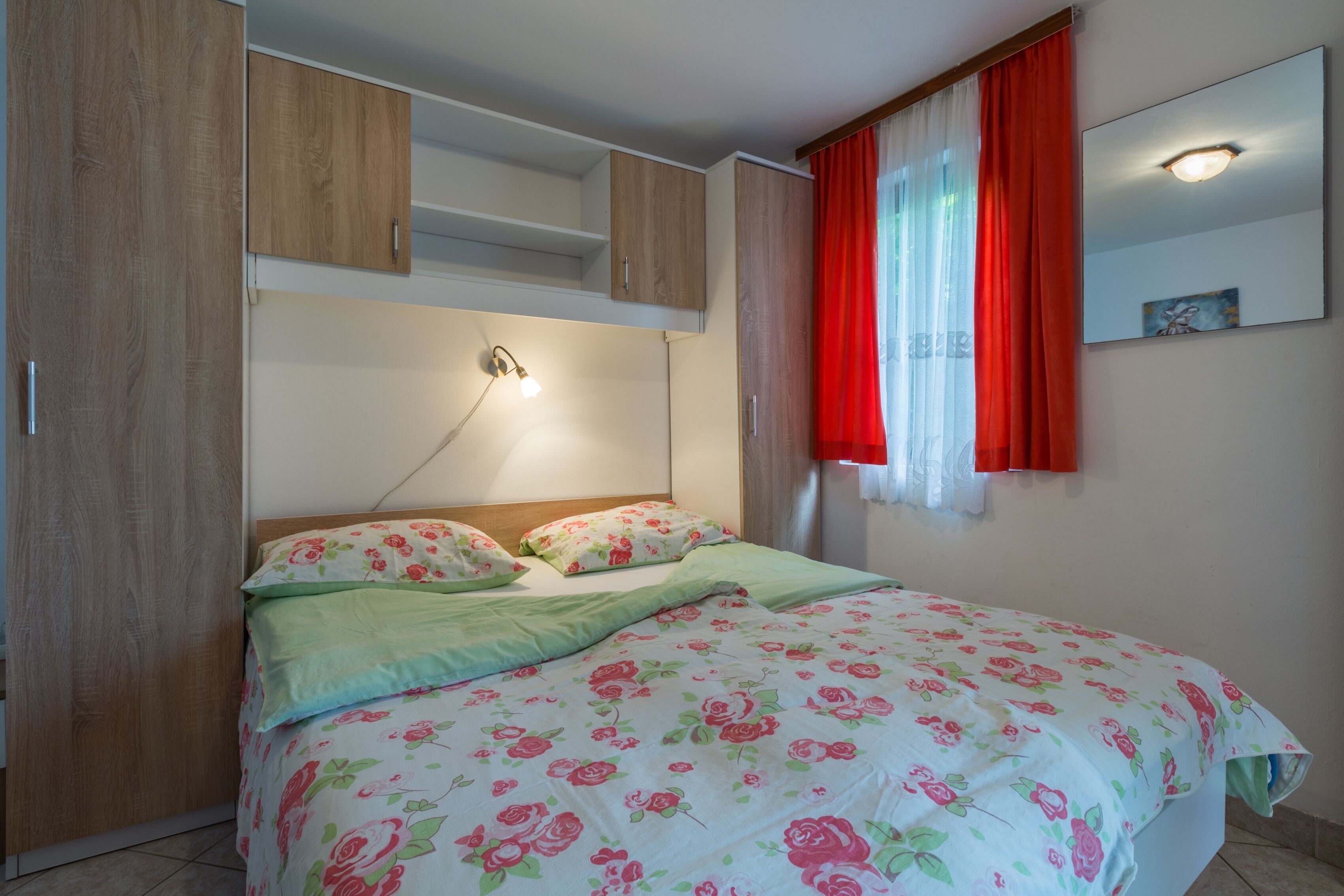 Appartamento Di Due Stanze Con Terrazzo Parenzo - Poreč (A-7137-b) - Istria
