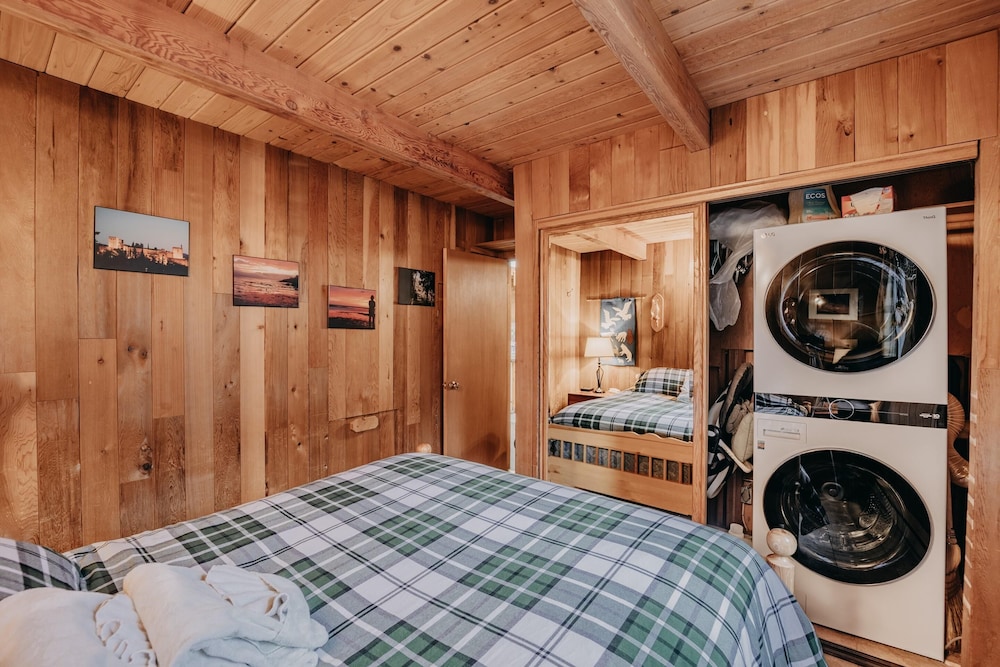 Mt Baker Rim Cabin 19 - One Of Your Favorite Places - Now With Wi-fi Blu Ray - Glacier, WA
