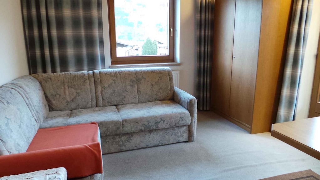 Vakantieappartement Met Balkon Nabij Het Centrum - Ried im Zillertal
