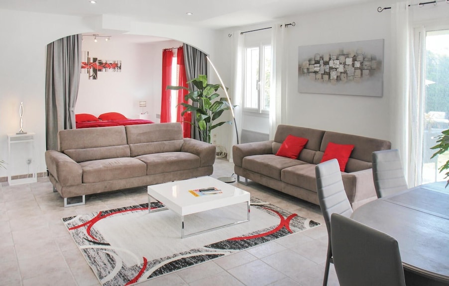 8 Személyes Vendégház - Salon-de-Provence