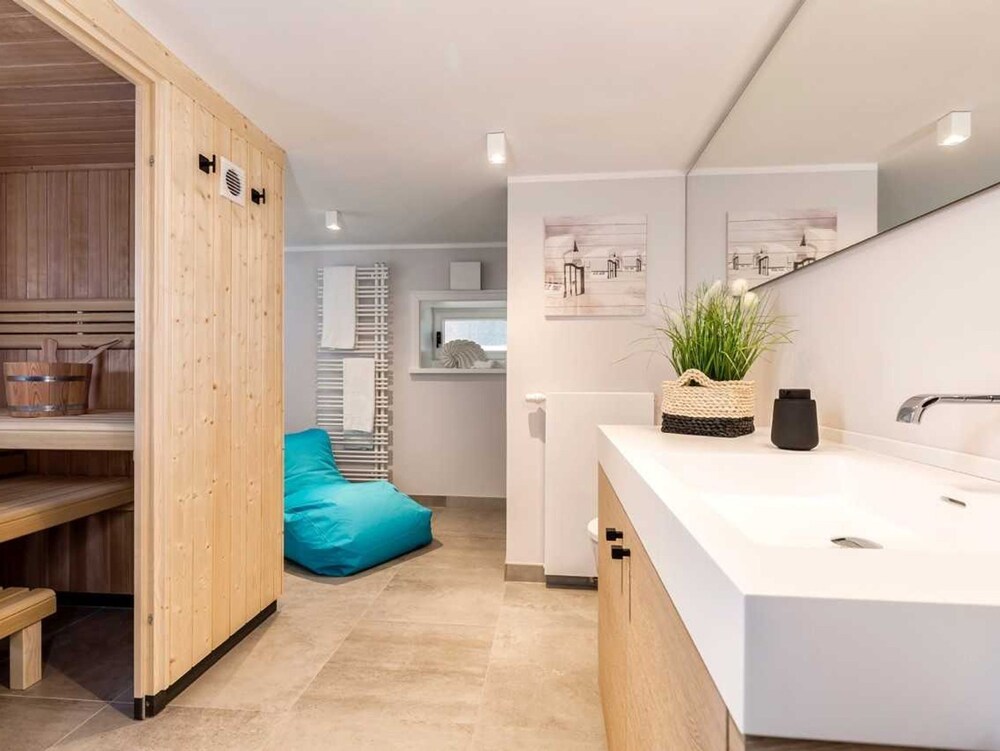 Holiday Home Part 7a - Silbermöwe In Süderhörn - List