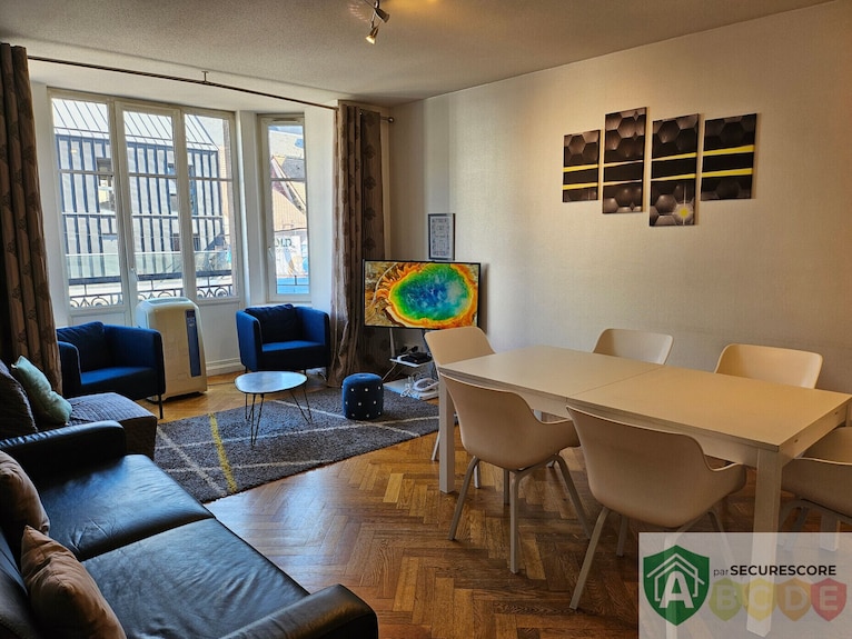 Netter 70m2 City Center 2br - Kehl