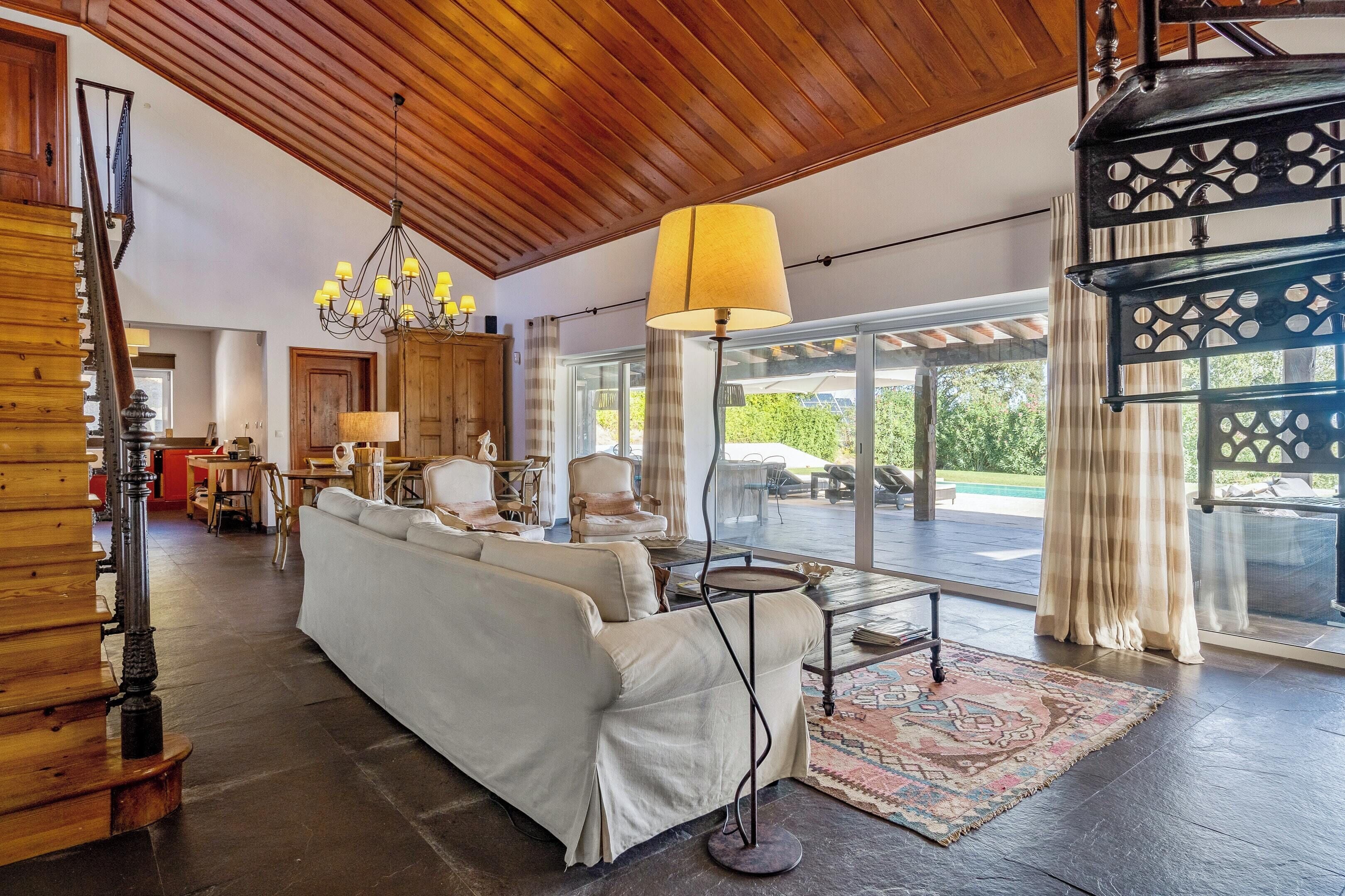 Homerez - Villa In Mora With Private Pool - Mora