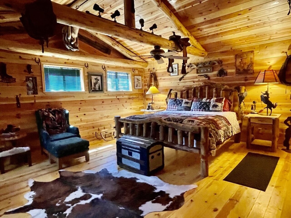 Sleepy Owl Lodge In Greer - Greer, AZ