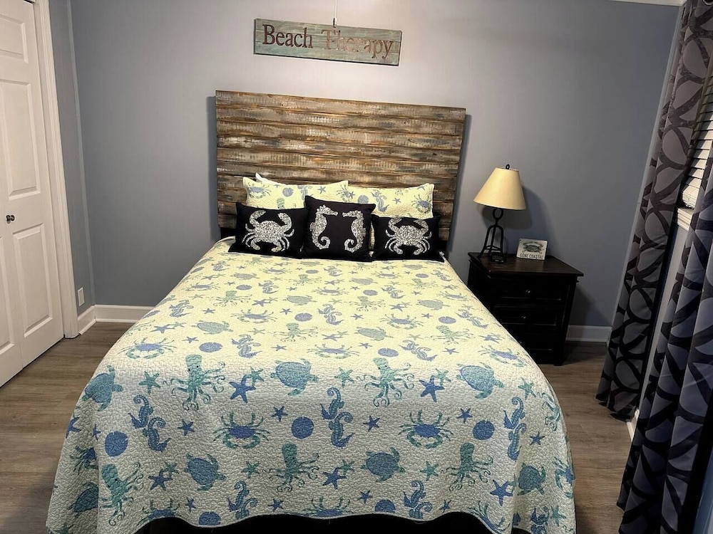 Bikinis & Martinis! Everything You Need! W/bikes! - Hilton Head Island, SC