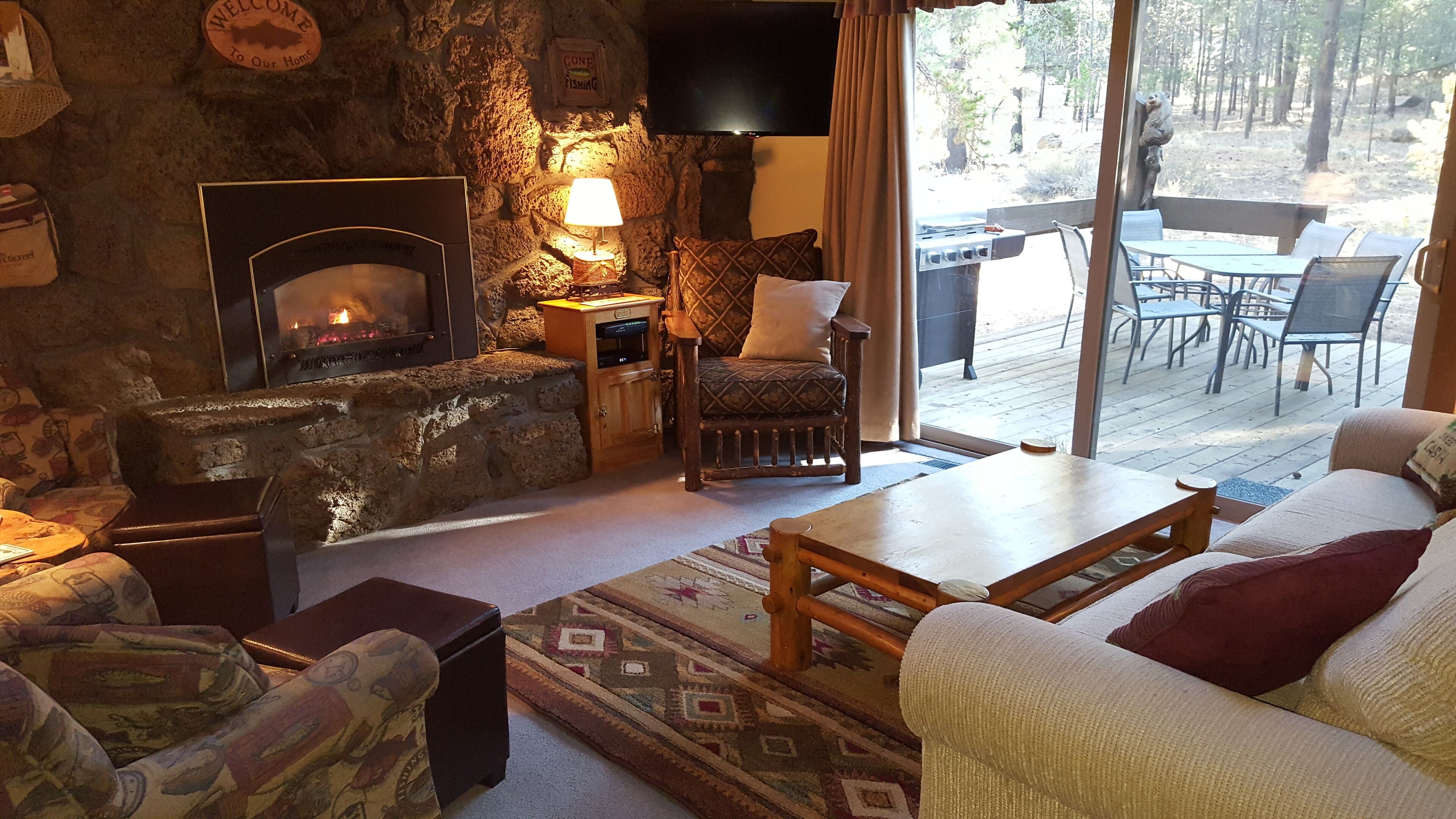 Come Enjoy This Cabin In The Woods, Hot Tub & Pet Friendly, 8 Sharc Passes! - Sunriver, OR