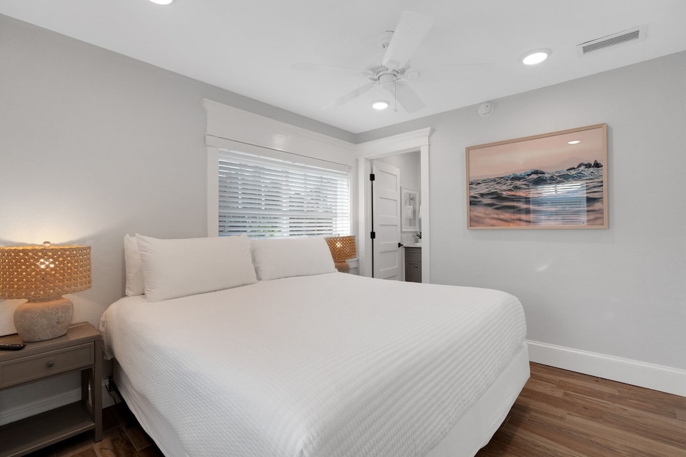Il Miglior Ritorno Sulla Chiave Siesta. Posti Letto 16. Quasi Sulla Spiaggia. Nel Villaggio Di Siesta. Walk Everywhere. Porta Tutta La Famiglia. Servizi Incredibili. Programma Di Gestione Proprietà Incluso. - Siesta Key, FL