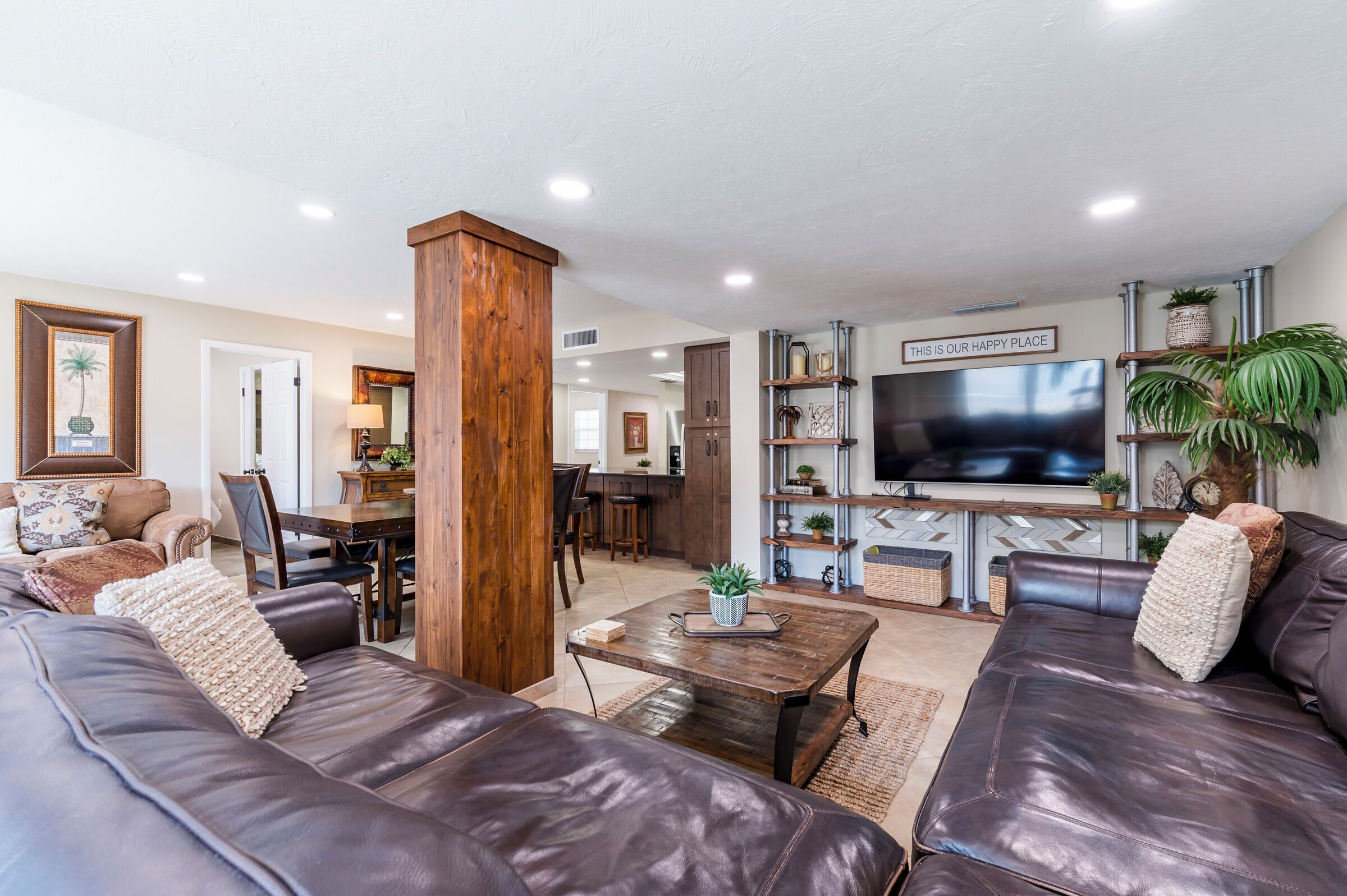 Unit 322- 2 Bedroom 2 Bathroom Bay Side Large Condominium - Venice, FL