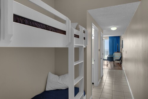 The Sandy Cub, An Oasis On The Emerald Coast! 2021 Updates! - Miramar Beach, FL