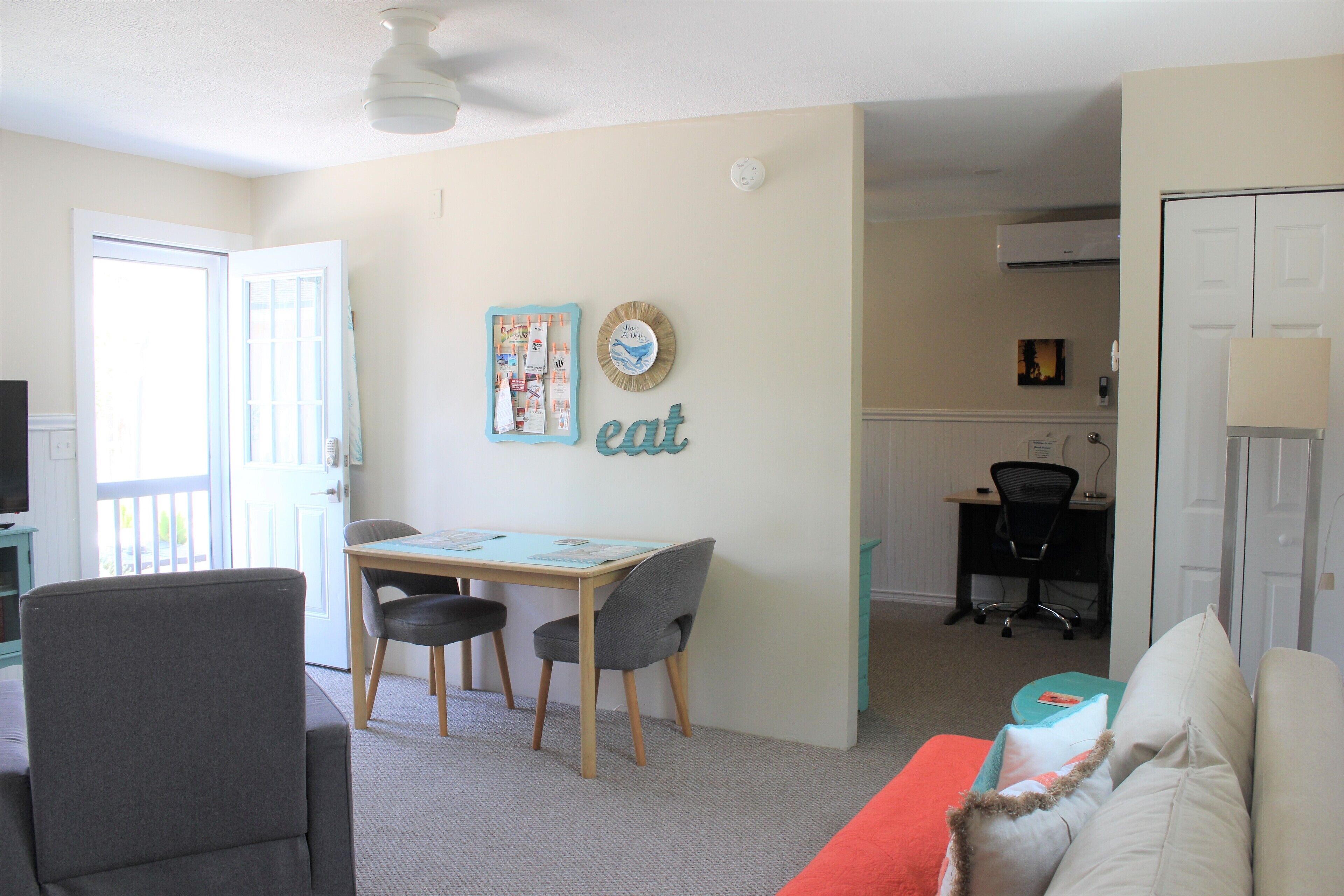 Private Beachy Guest Cottage!! - Jacksonville, FL