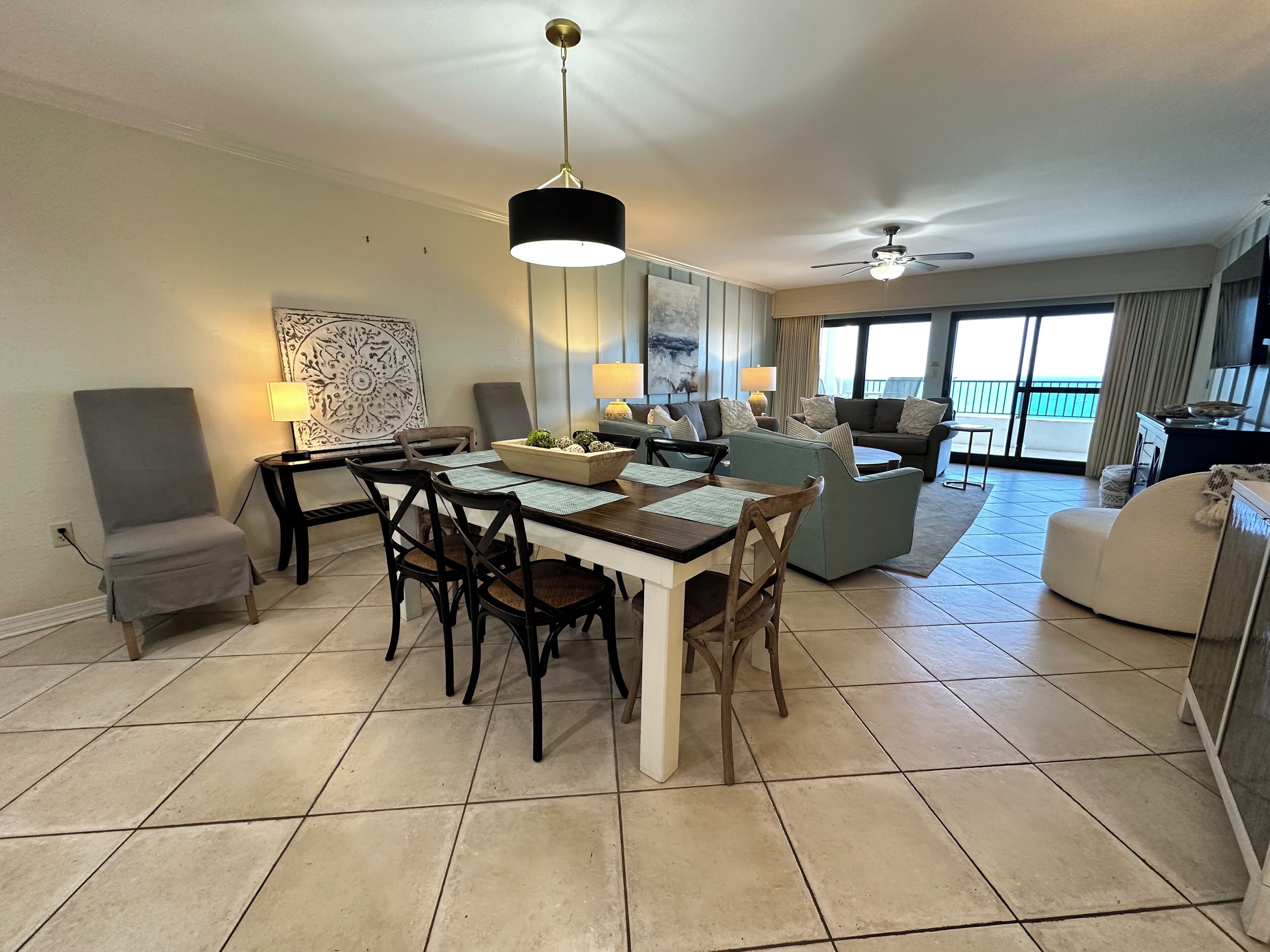 "Breakers East 903"~gulf Front 2bdrm/2 Baths Beach Setup Included - Destin, FL