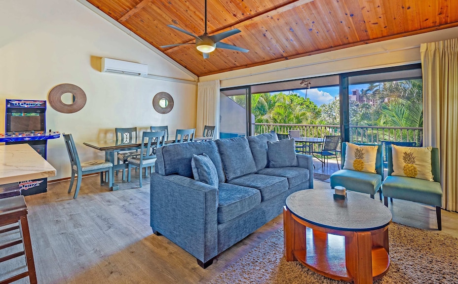 Koa Resort 3l Steps To The Pool! Walk To The Beach! Beautiful Pool! - Maui, HI