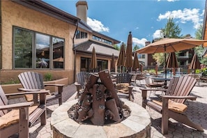 Apartamento em Condomínio Fechado, várias camas (2202 Timberline Lodge, Trappeur's Cro) | Terrenos do alojamento