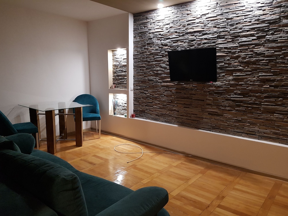 Appartement De Luxe Woodstone - Ploiești