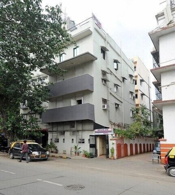 Dreamland Hotel - Mumbai