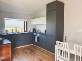 Apartamento Panorâmico, 1 cama queen-size e sofá-cama, não fumadores, vista para a montanha | Cozinha privada