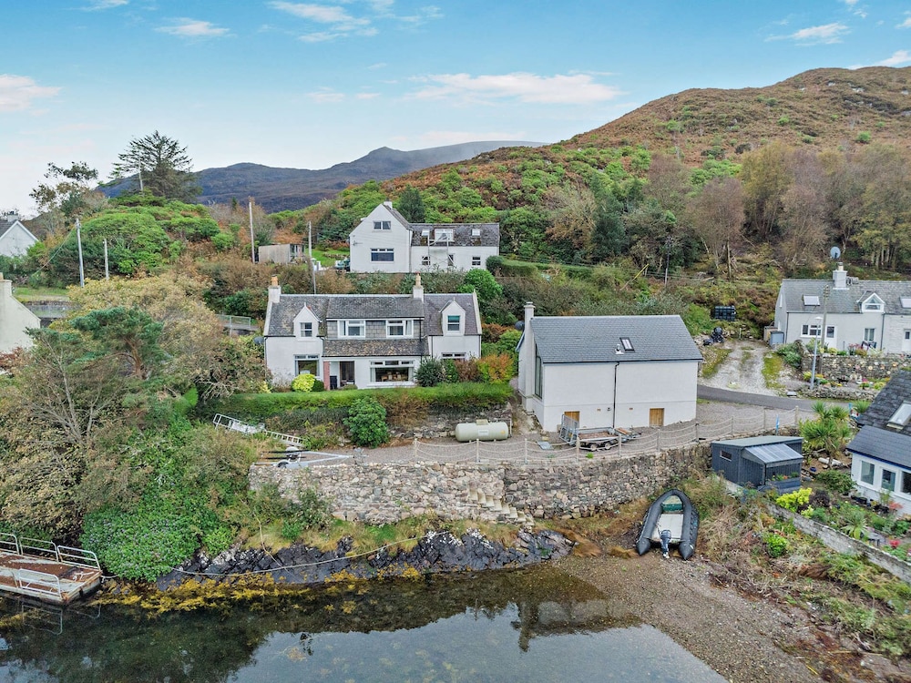 Hillside - Kyle of Lochalsh