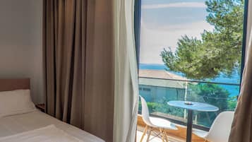 Quarto casal, vista para o mar | Escrivaninha, quartos à prova de som, Wi-Fi de cortesia, roupa de cama